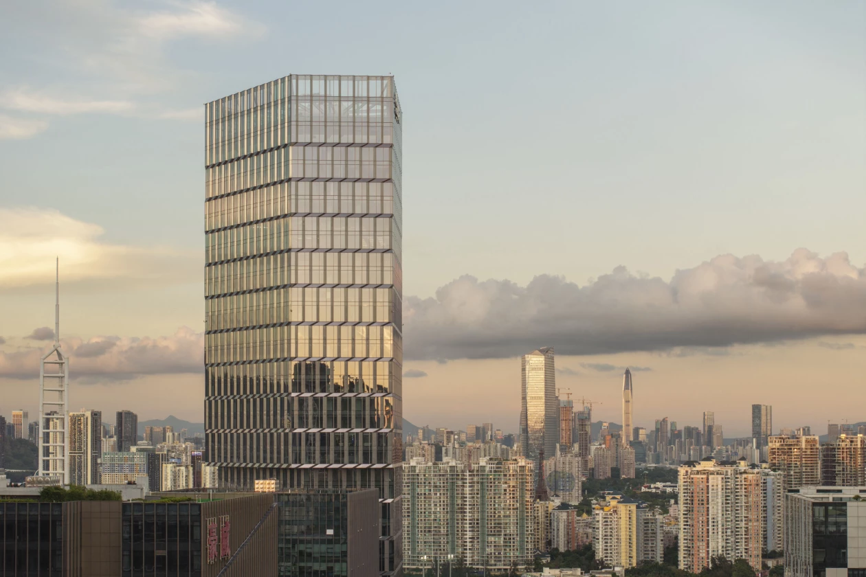 Kingdee Cloud Tower: A Facade That Mirrors the Sky - GlassBalkan